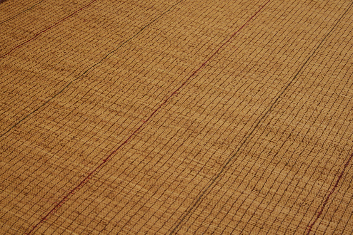 Medium Sized Early Tuareg with Delicate Pinstripes on a Honey Coloured – Michael Trapp